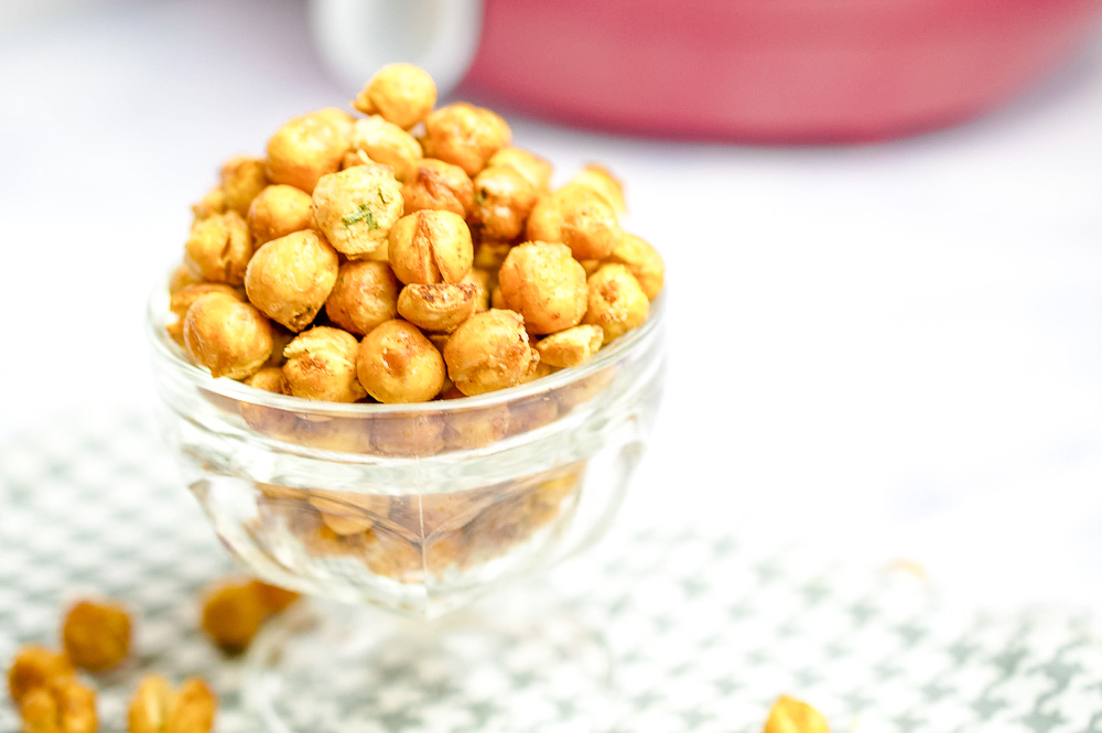 Crunchy Crispy Air Fryer Chickpeas make a wonderful snack!